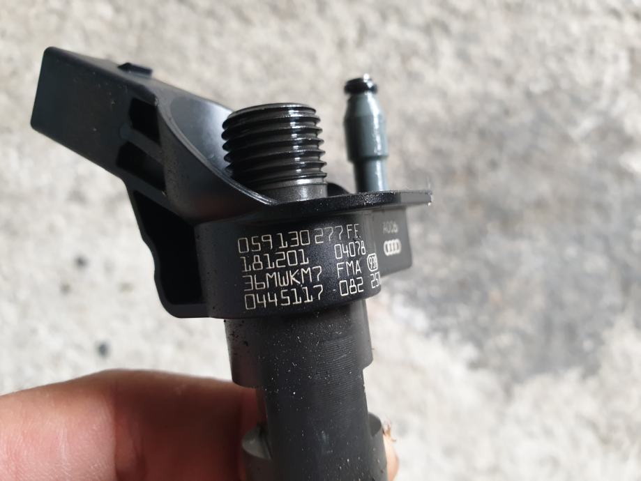 AUDI 50 TDI 210 kW - INJEKTOR / DIZA / DIZNA 059 130 277 FF