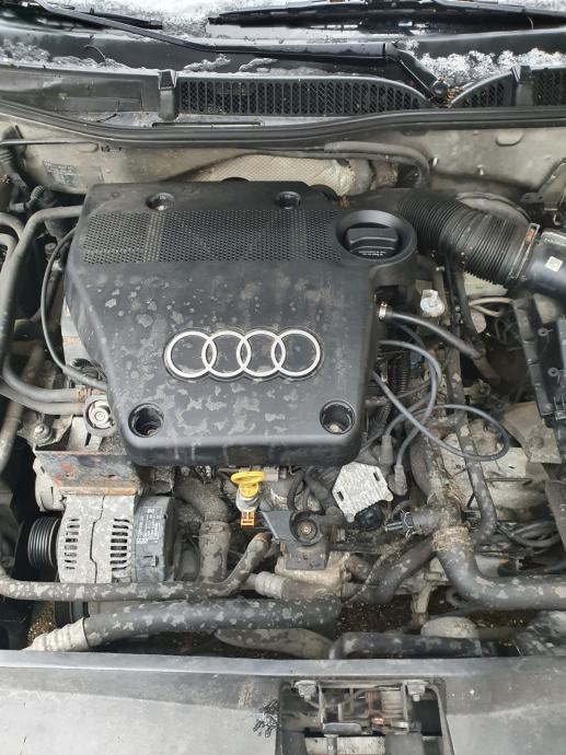 Audi a-3 model 8l motor AKL 1.6 74 kw 200 eur