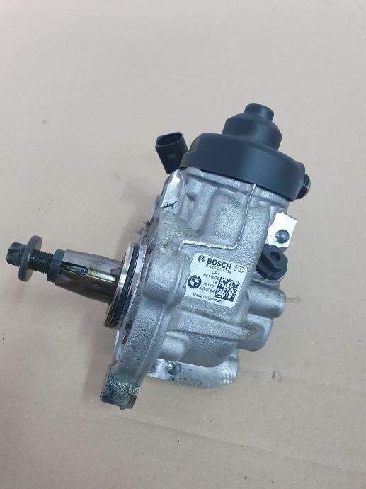BMW 320D B47 VISOKOTLACNA PUMPA 8511626 13518472282