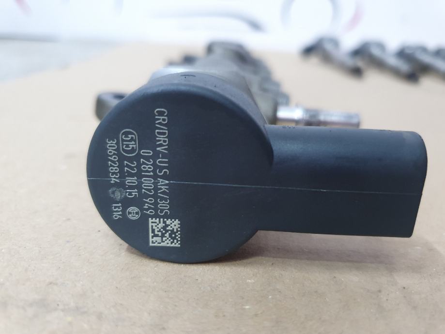 BMW B47 320D DIZNE, VISOKOTLACNA PUMPA I RAMPA 13538514148 13538514154