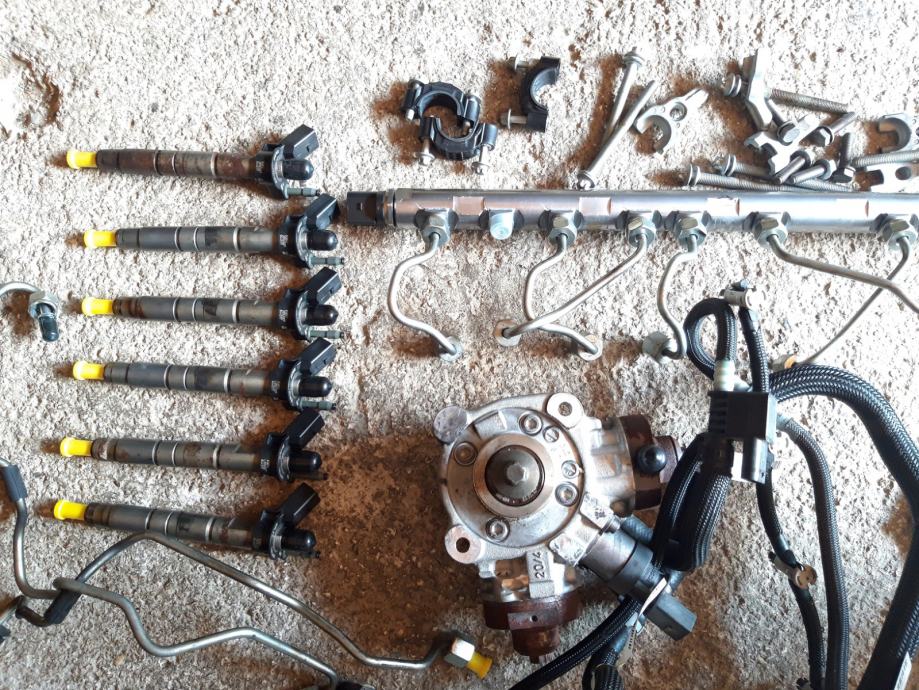 BMW DIZNE COMMON RAIL PUMPA INJEKTORI F10 F15 F30 335d 535d 640d 230KW