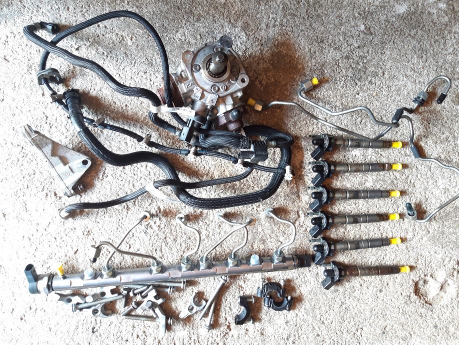 BMW DIZNE COMMON RAIL PUMPA INJEKTORI F10 F15 F30 335d 535d 640d 230KW