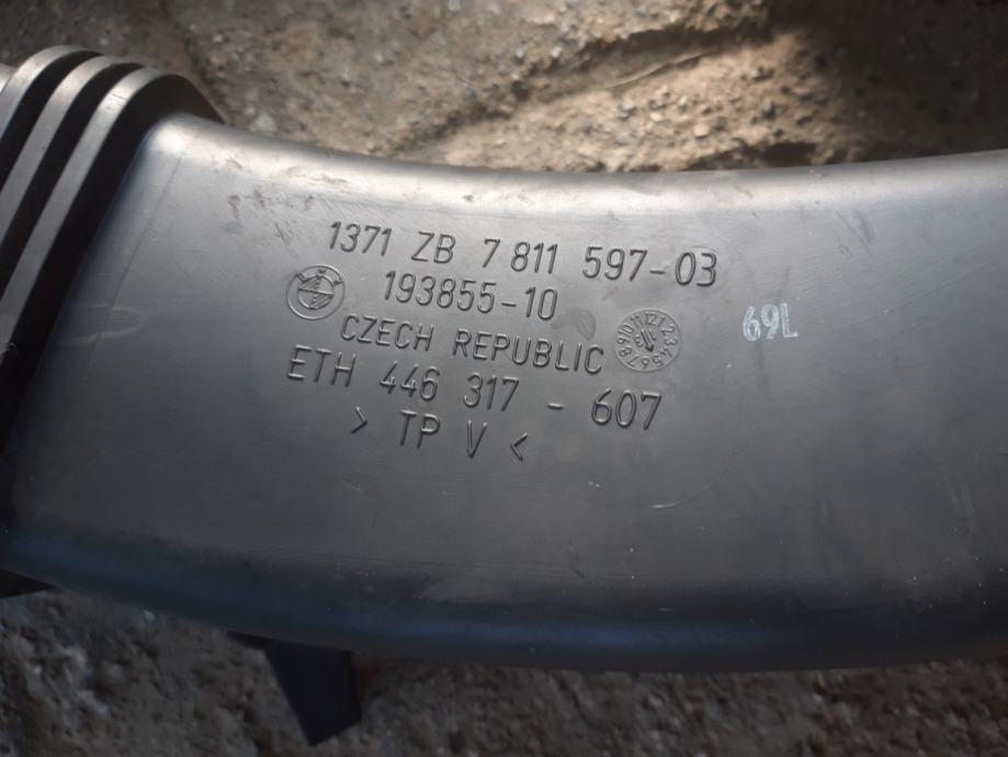 BMW f10 520d crijevo cijev slaufi vod intercooler turbo usis zraka MAF