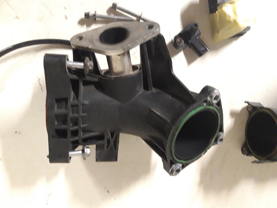 BMW F10 F15 X5 F30 330d 530d 535d N57 USISNA GRANA CIJEV KOLJENO