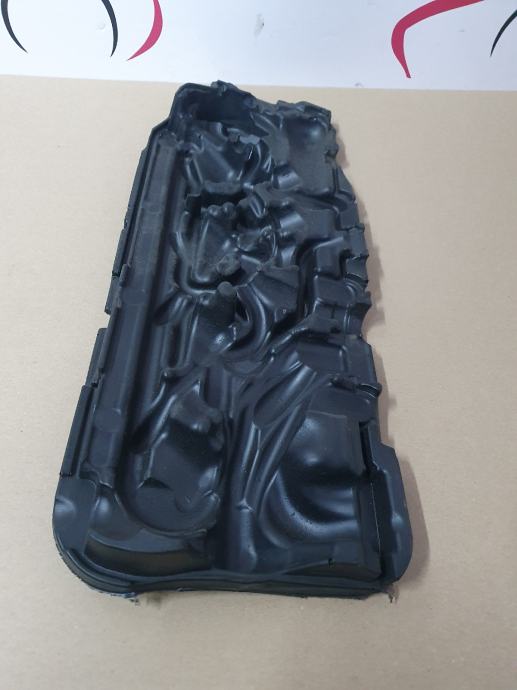 BMW N47 ZVUČNA IZOLACIJA MOTORA 11147810838 7810838