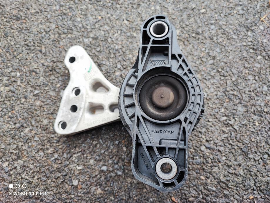 Citroen C3 nosač motora desni 9676780580