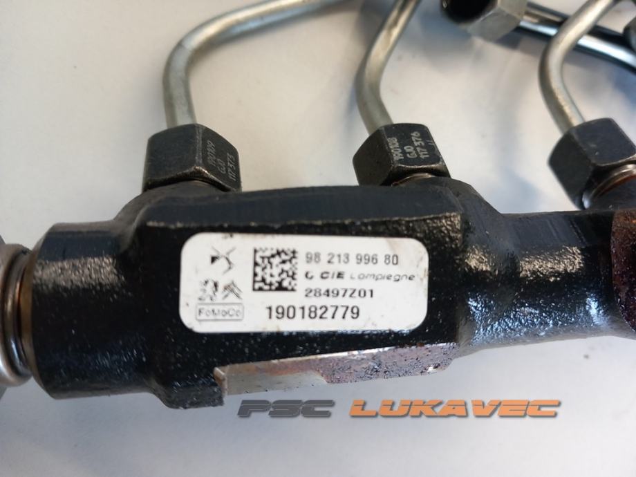 CITROEN C4 CACTUS 1.5 BlueHDi RAMPA GORIVA 9821399680 2018-N/A