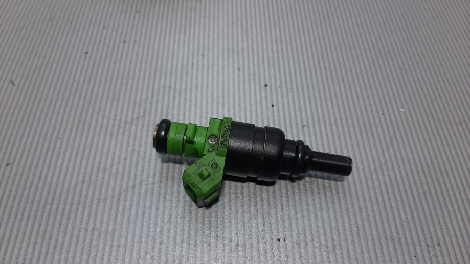 DIZNA MERCEDES C KLASA (W203) > 04-07 2710780549