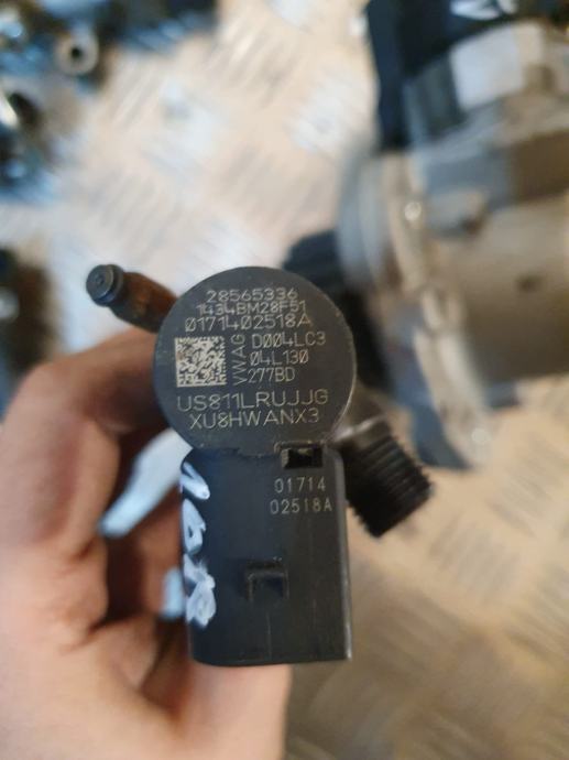 Dizne,magistrala(razvodnik)i commo rail pumpa VW/1.6tdi/2017