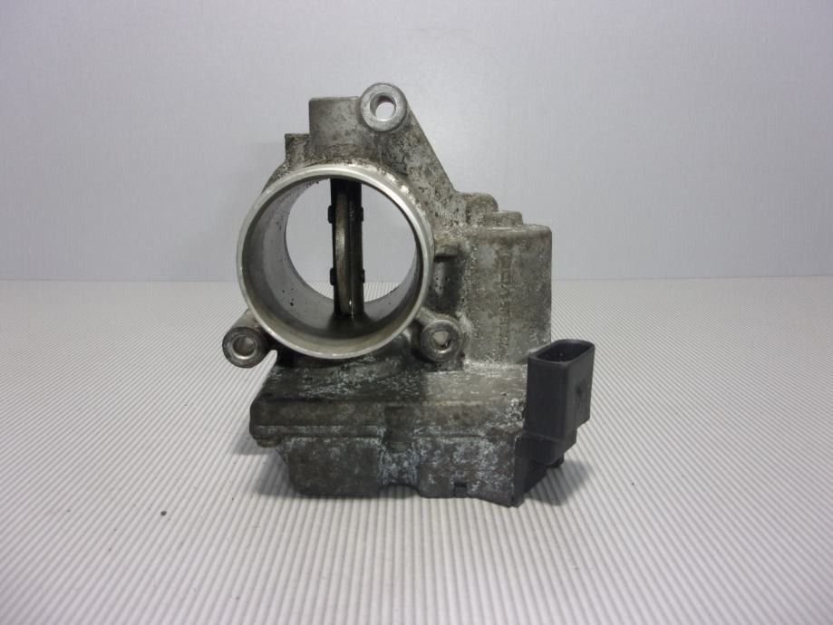 DOZER KLAPNA RENAULT LAGUNA > 05-07 7701062300