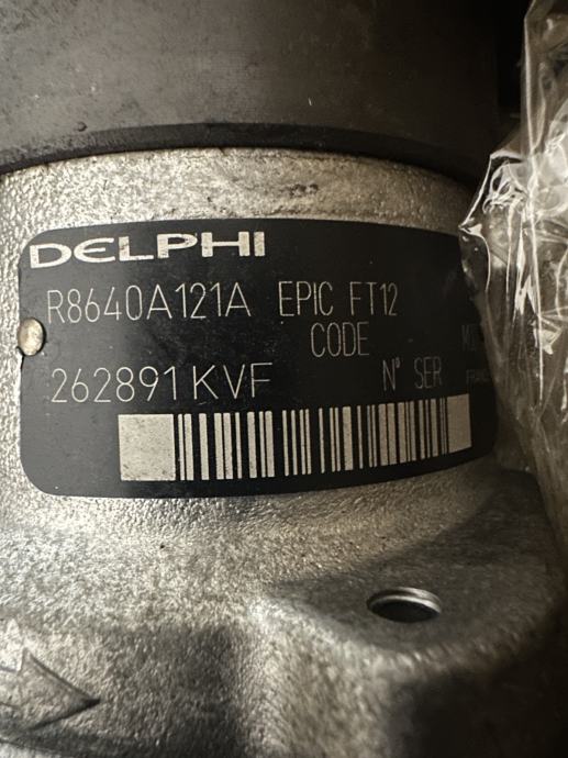 FIAT DOBLO PUNTO 1.9 D VISOKOTLAČNA PUMPA DELPHI / LUCAS R8640A121A