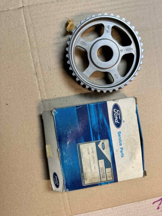 Ford Escort Orion zupčanik bregastog vratila 1027598