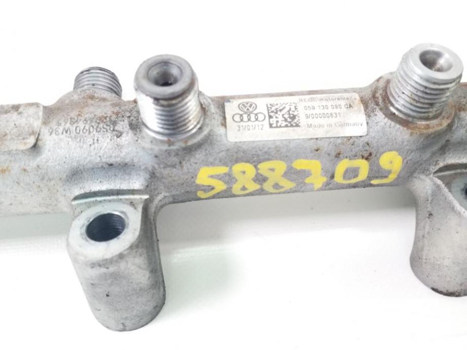 GALERIJA 059130090CA 057130764AE AUDI A8 4H0 2010-2013