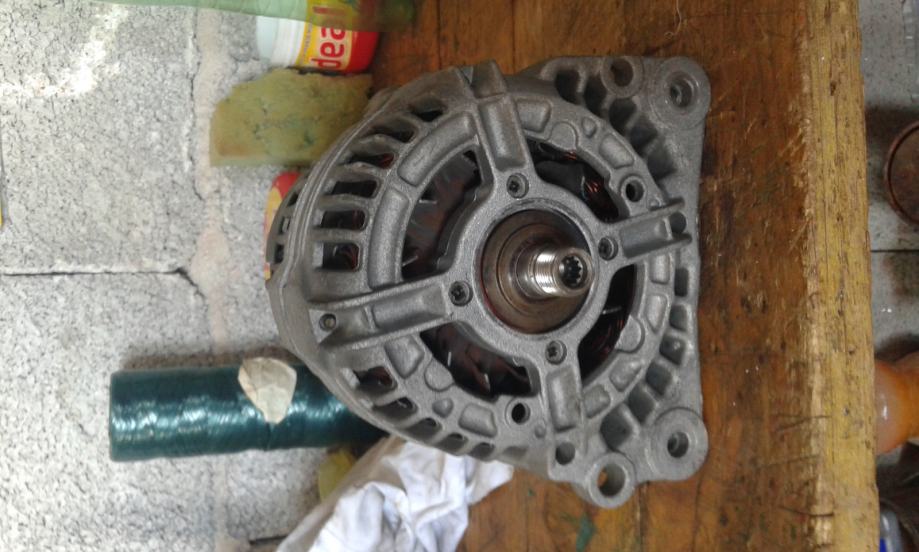 Golf 4 alternator 90A 038 903 023 L