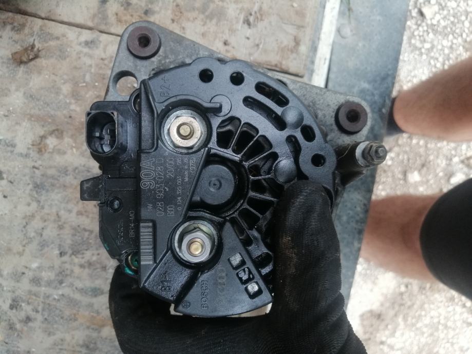 Golf 4 Alternator 028 903 028D 1.4 i 1.6 BENZIN
