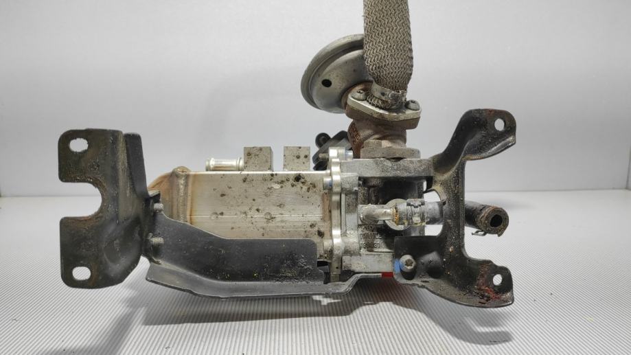 HLADNJAK EGR VENTILA AUDI A6 > 04-08 059131511