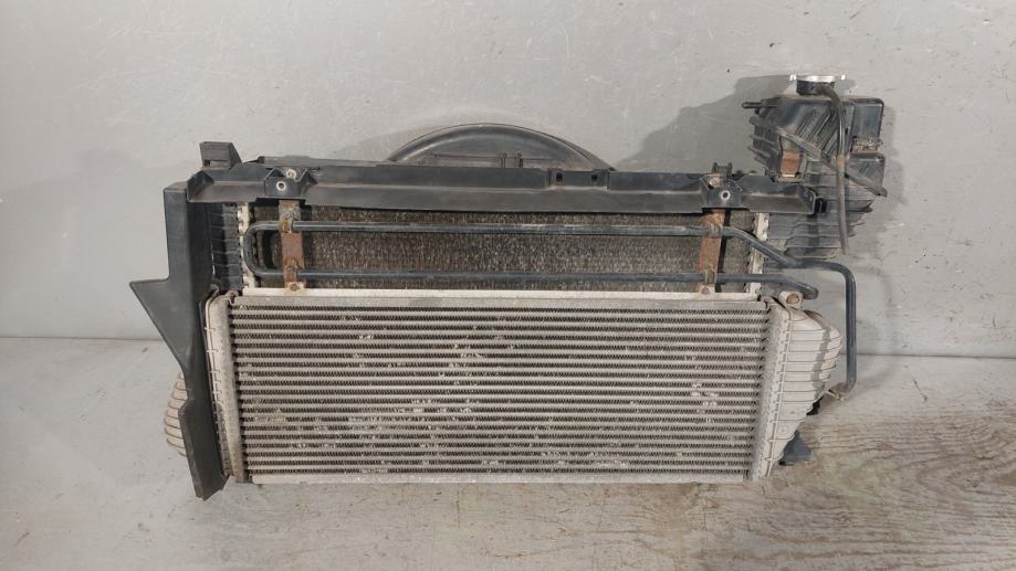 HLADNJAK VODE MERCEDES SPRINTER > 00-06 9015003500