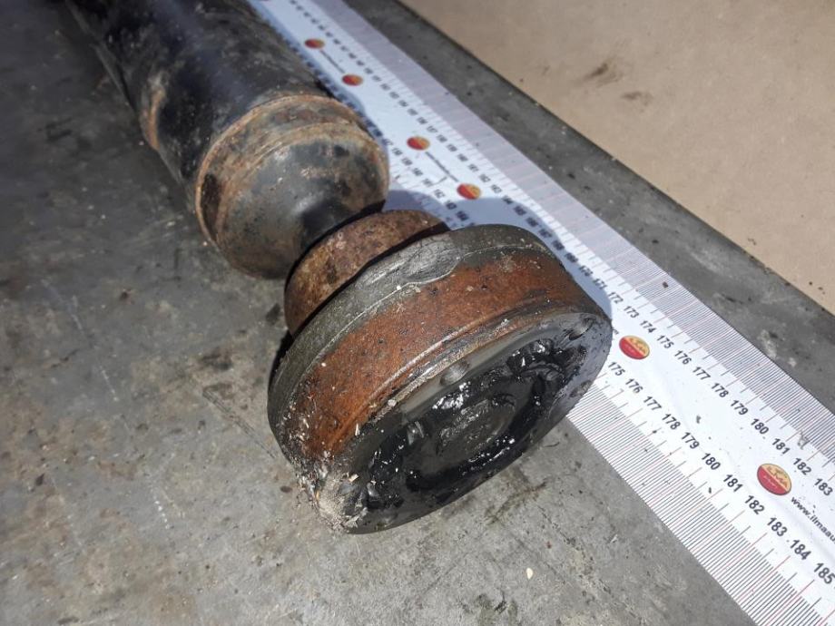 KARDAN 4F0521101F AUDI A6 4F0 2004-2008