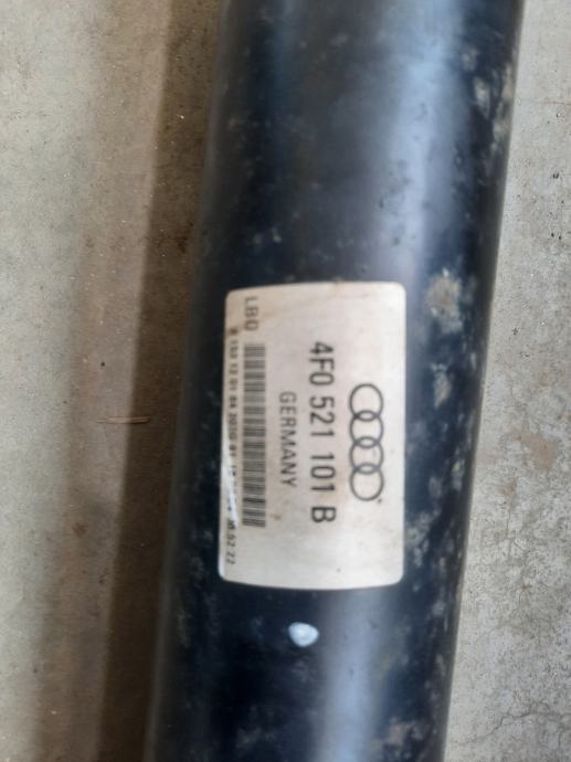 Kardan za Audi A6 2006. 4F0521101B