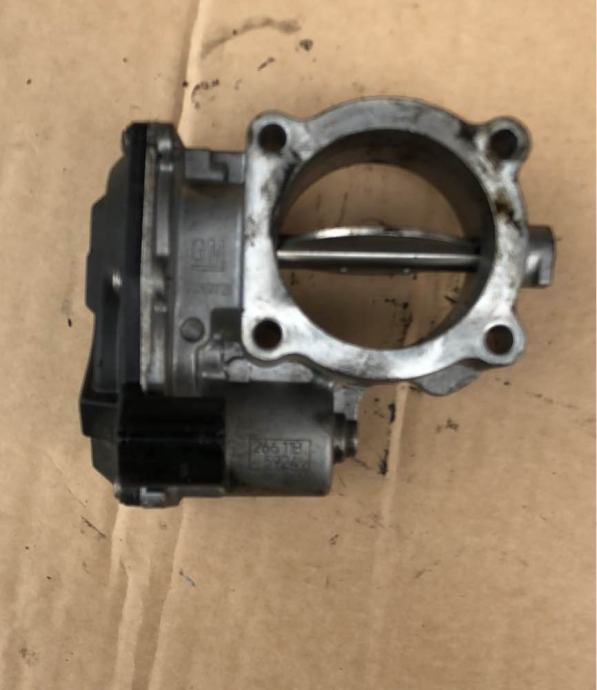 klapna usisa opel astra 55567728