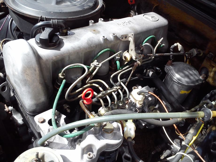 Mercedes-Benz 123/126 300D Motor i Mjenjac automatik 15000km DIJELOVI*