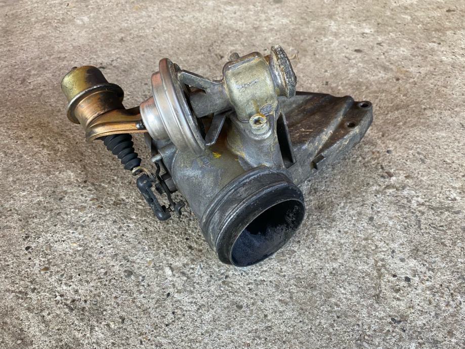 Mercedes w202 w210 2.2d om604 leptir gasa, klapna gasa