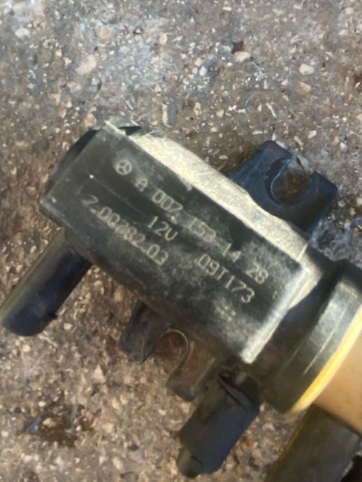 Mercedes w204 w212 senzor turbine 200 220 CDI om651 A 007 153 14 28
