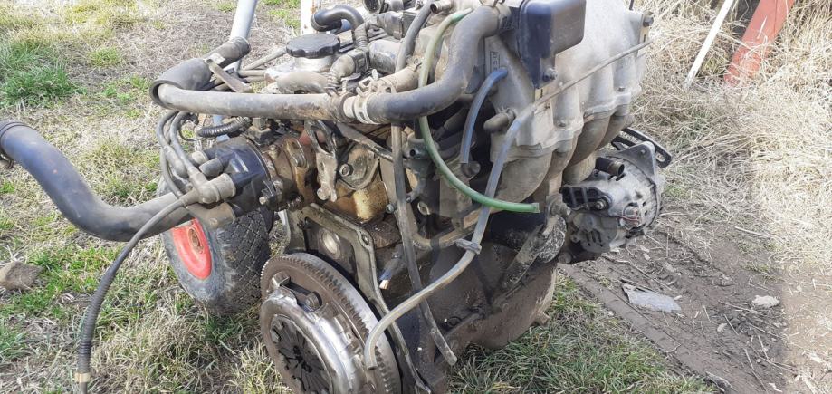 motor kia pride 2000g. 1.3 benzin