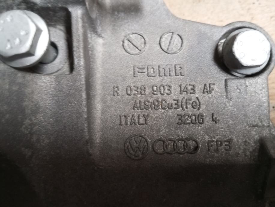 NOSAČ KOMPRESORA ALTERNATORA VW ŠKODA SEAT AUDI R 038 903 143 AF
