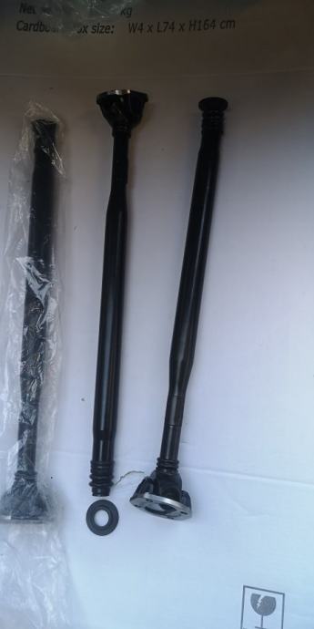 NOV kardan mali prednji Mercedes GLK W 204 212 A2044102401 4matic e212