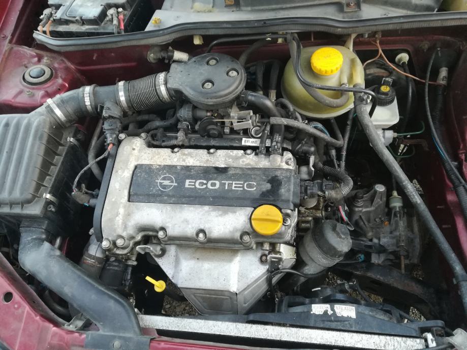 Opel motor 1.2 16v X12XE Astra, Corsa