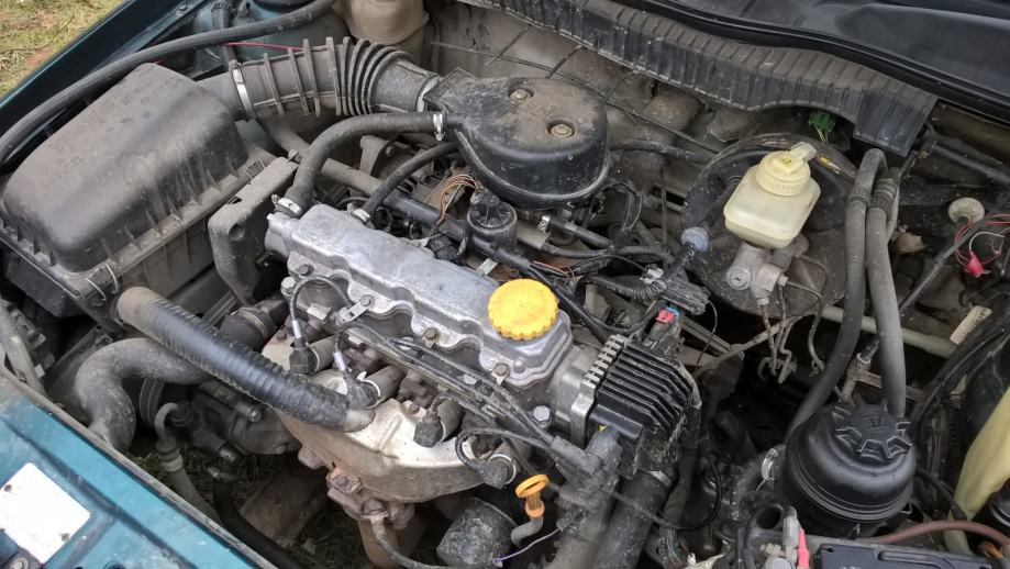 Opel motor 1.6i (X16SZ)