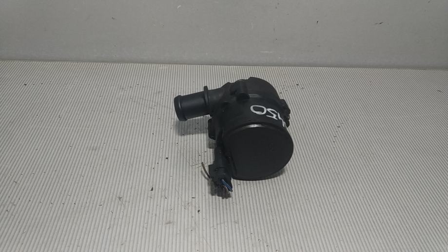 POMOCNA PUMPA VODE VW GOLF 7 > 12-16 5G0965567 0392023209