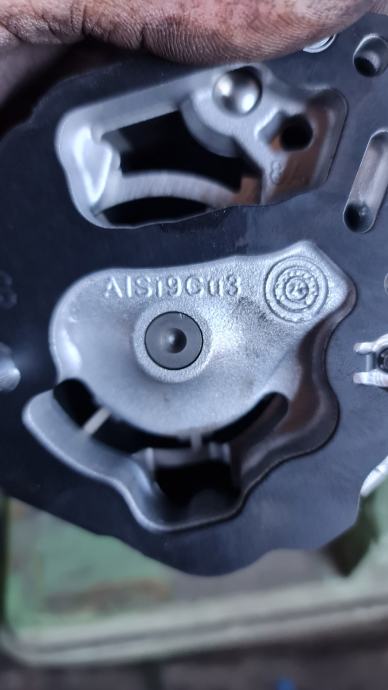 pumpa za ulje mercedes