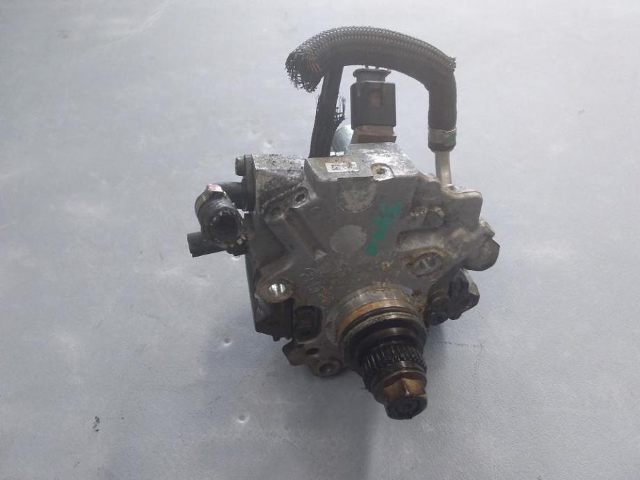 PUMPA VISOKOG PRITISKA A6510702601 0985374KKR 28447439 MERCEDES E CLAS