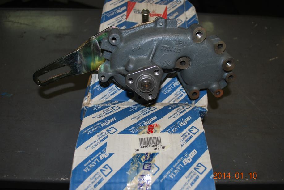 Pumpa za vodu Alfa Romeo 145 146 155 1.9 TD NOVO!!! 46435858