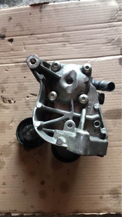 Servo pumpa fiat iveco 504046460