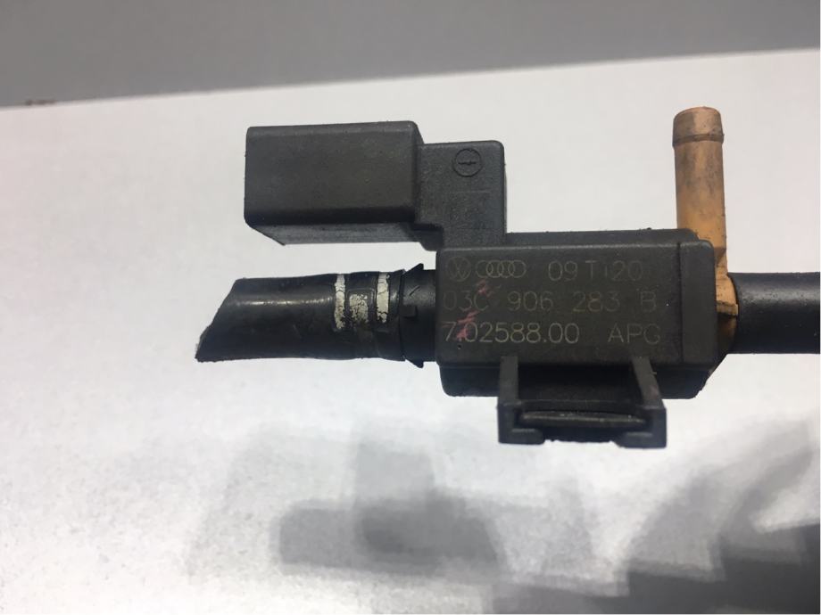 TC VENTIL AUDI A1 > 10-14 03C906283B