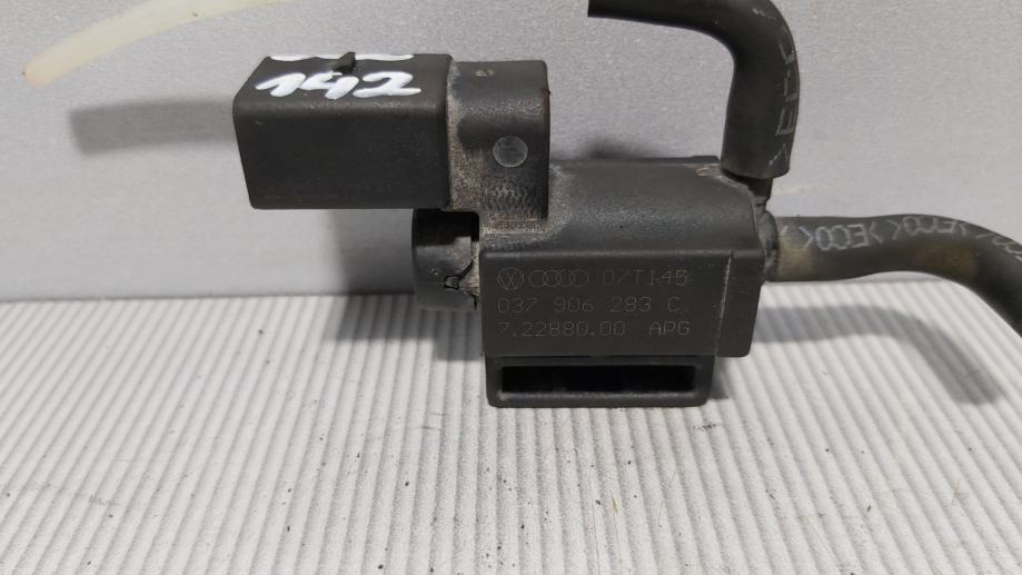 TC VENTIL VW TOURAN > 06-10 037906283