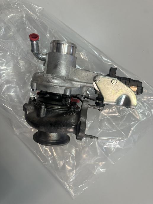 Turbina OPEL ASTRA INSIGNIA 844572-0004 125/kW170 BHP