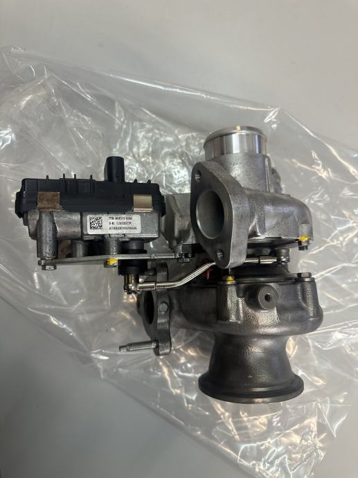 Turbina OPEL ASTRA INSIGNIA 844572-0004 125/kW170 BHP