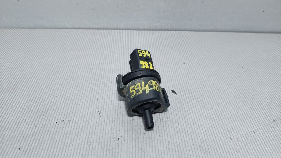 VAKUM VENTIL AUDI A3 > 03-08 058133459