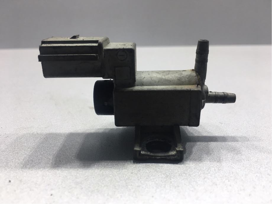 VAKUM VENTIL AUDI A4 (B7) > 04-07 079906283B