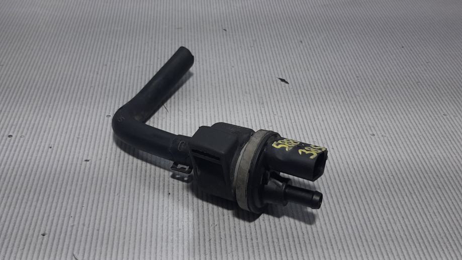 VAKUM VENTIL VW PASSAT B6 > 05-10 051133459A