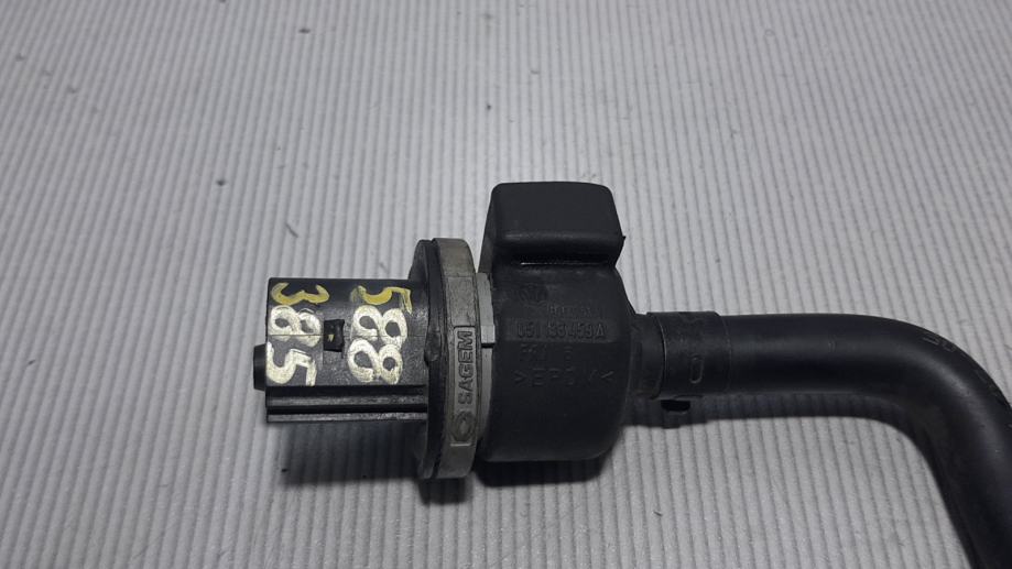 VAKUM VENTIL VW PASSAT B6 > 05-10 051133459A