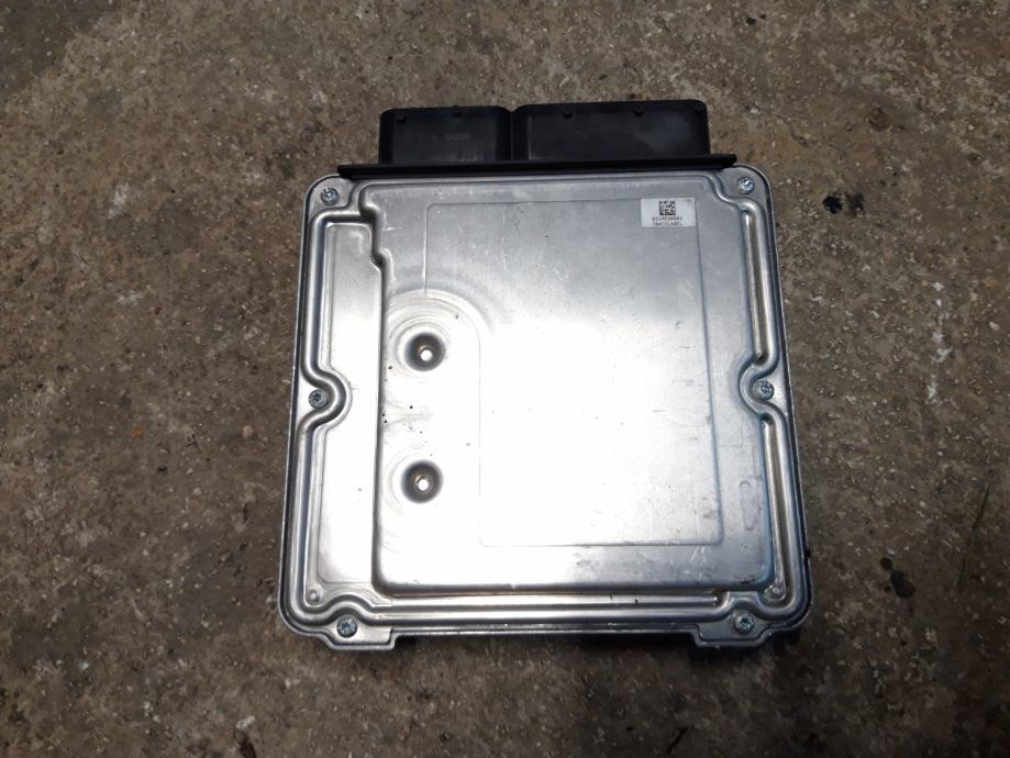 VW Audi A4 A5 A6 motor 2.0 TDI kompjuter motora EDC17 CAHA 03L906019