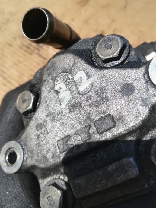 VW AUDI ŠKODA SEAT 1.9SDI 1.9TDI HIDRAULIČNA SERVO PUMPA 1J0422154