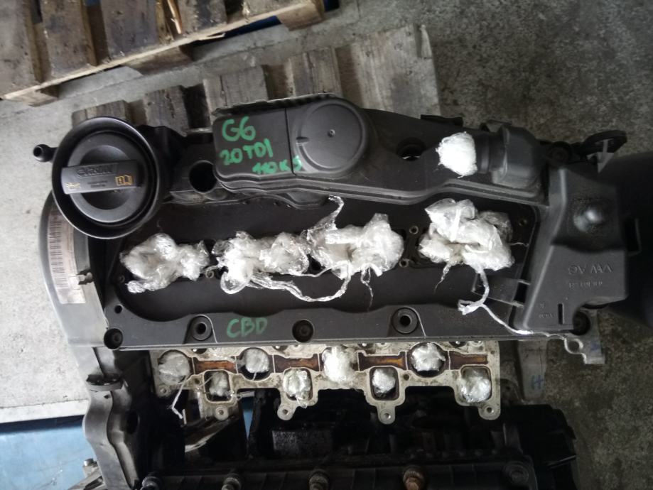 VW GOLF 6 CBD 2.0 TDI 110KS MOTOR