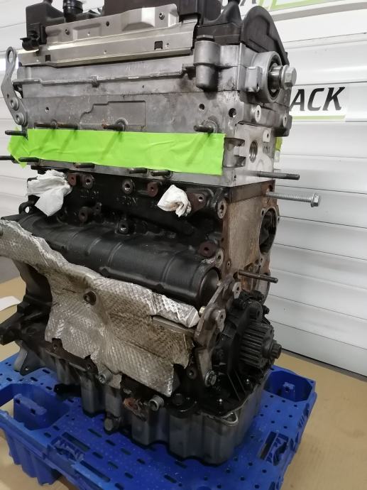 Vw Golf 7 2.0 tdi CRB motor 04L103308C