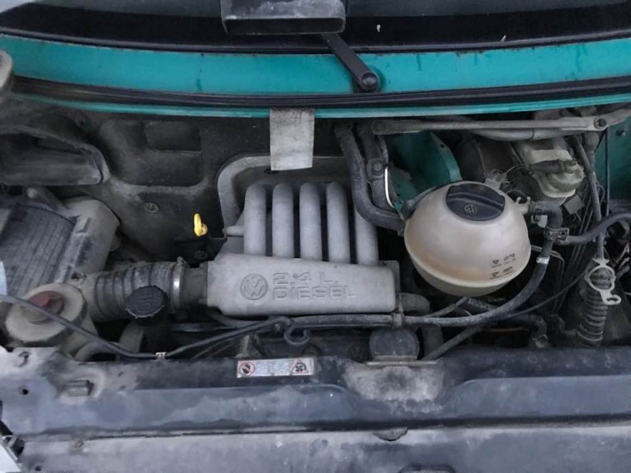 Vw transporter t4 2.4D motor!